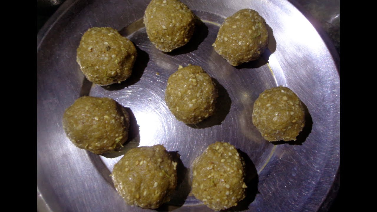 How to Make Nuvvula Podi Bellam Laddu Reiepe in Telugu - YouTube