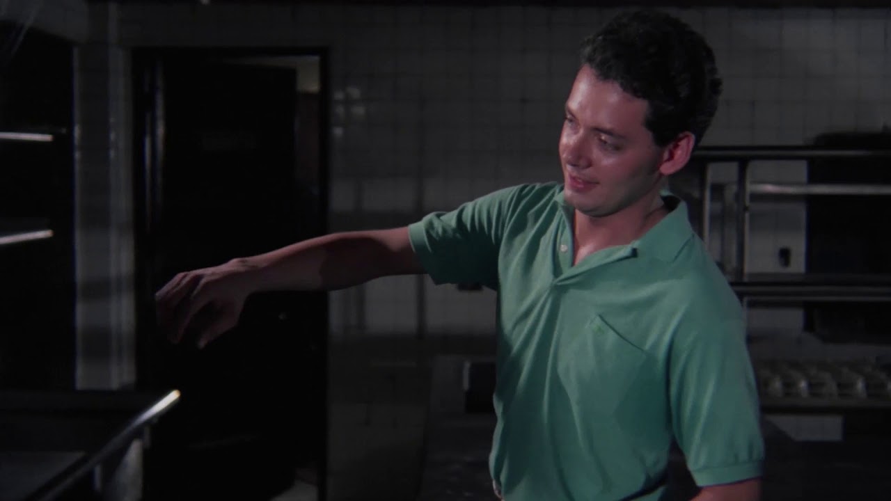 Horror movie death scenes - YouTube