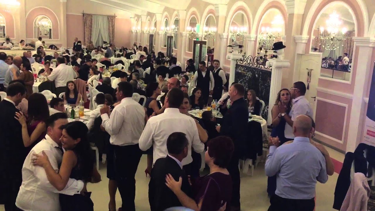 O DULCE SI DUIOASA MAMA LIVE 2015 - nunta Regal Beclean - YouTube