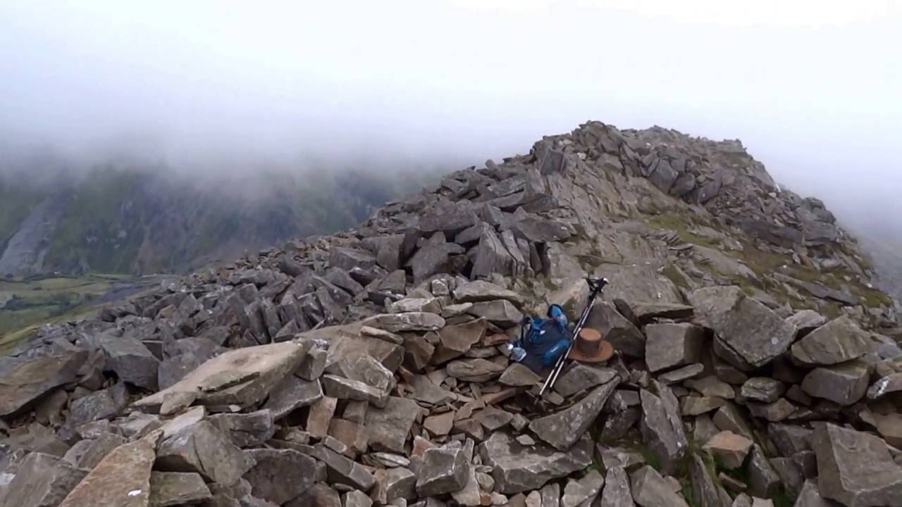 Elidir Fawr & Foel Goch Snowdonia - YouTube