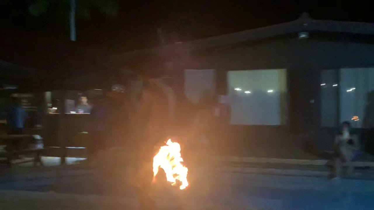 Bamboo Backpackers ! Fiji - YouTube