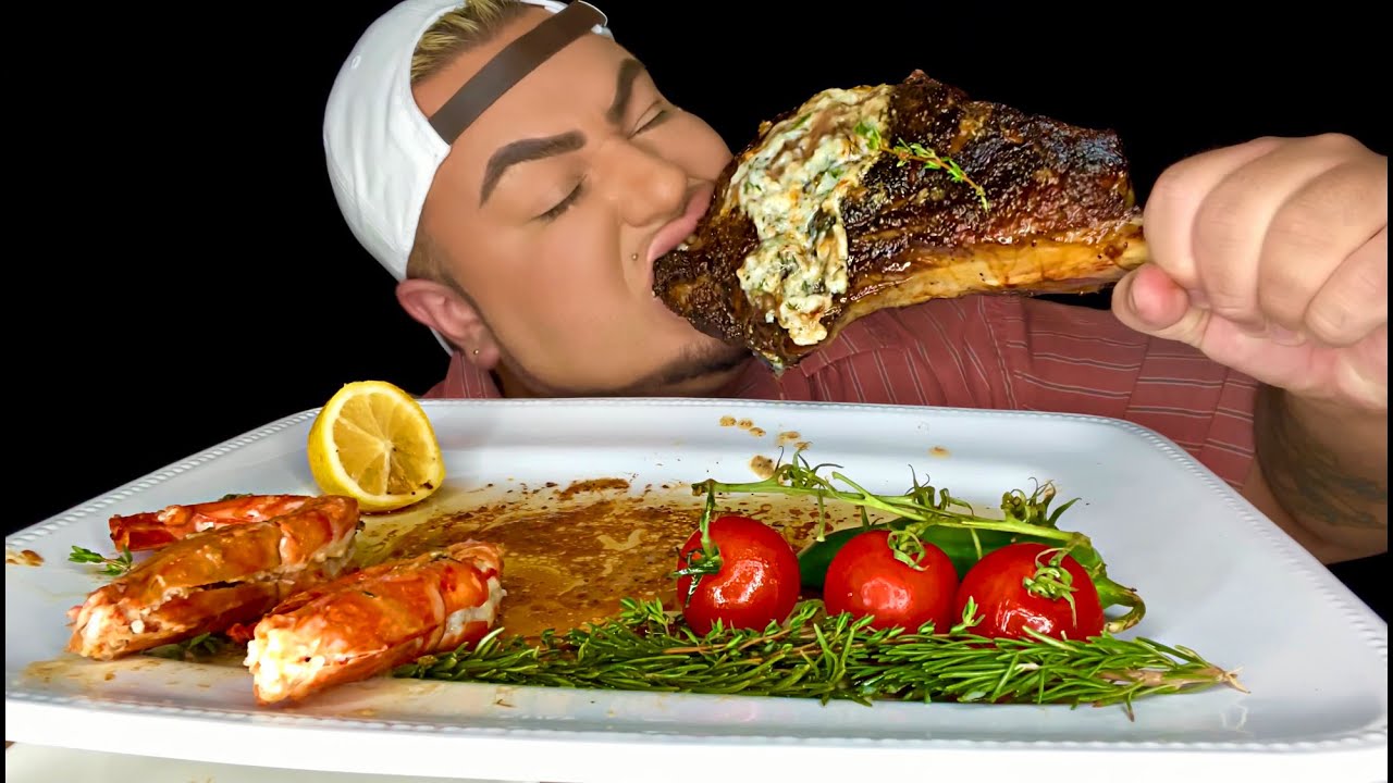 GIANT TOMAHAWK STEAK • FIRST TIME TRYING THIS • WISH ME LUCK - YouTube