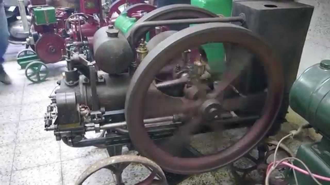 Felix Renauer,Stationärmotor,stationary engine,Standmotor - YouTube