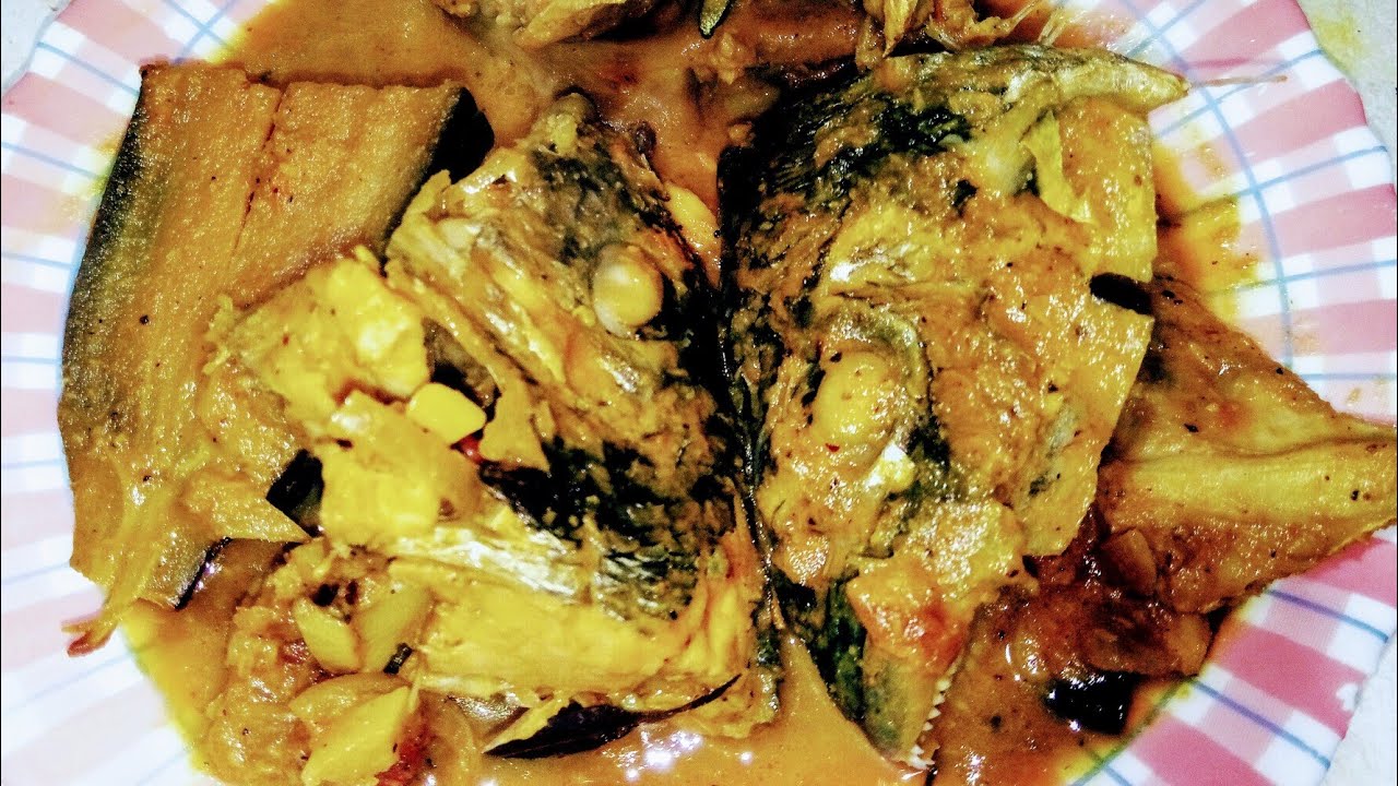 அரைத்து வைத்த மீன் குழம்பு செய்வது எப்படி/Fish curry recipe/ Meen ...