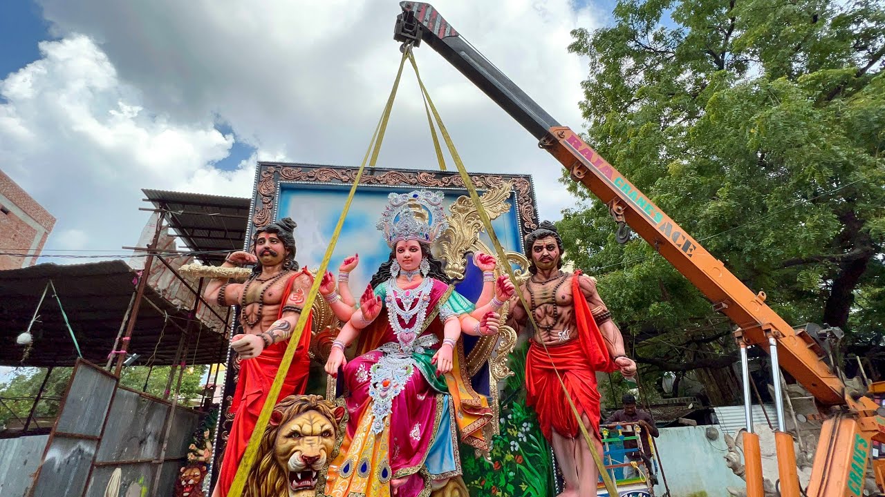 Ma Durga Mata Idol Aagman 2022 | Dhoolpet Durga Mata Idol Lifting With ...