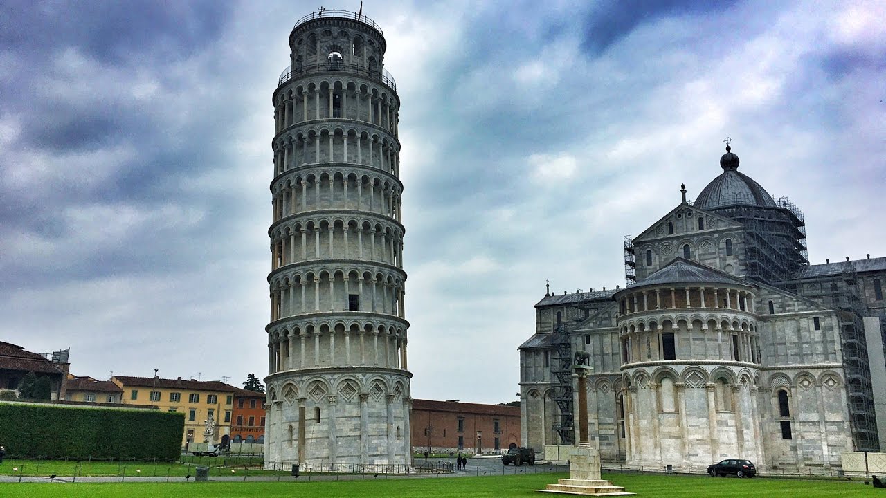 Pisa / poševni stolp / Piazza del Duomo - YouTube
