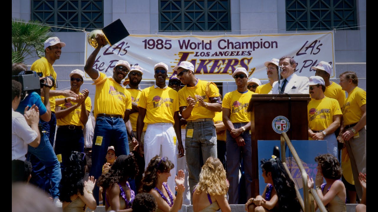 Laker Rap Around - Chick Hearn (1986) - YouTube