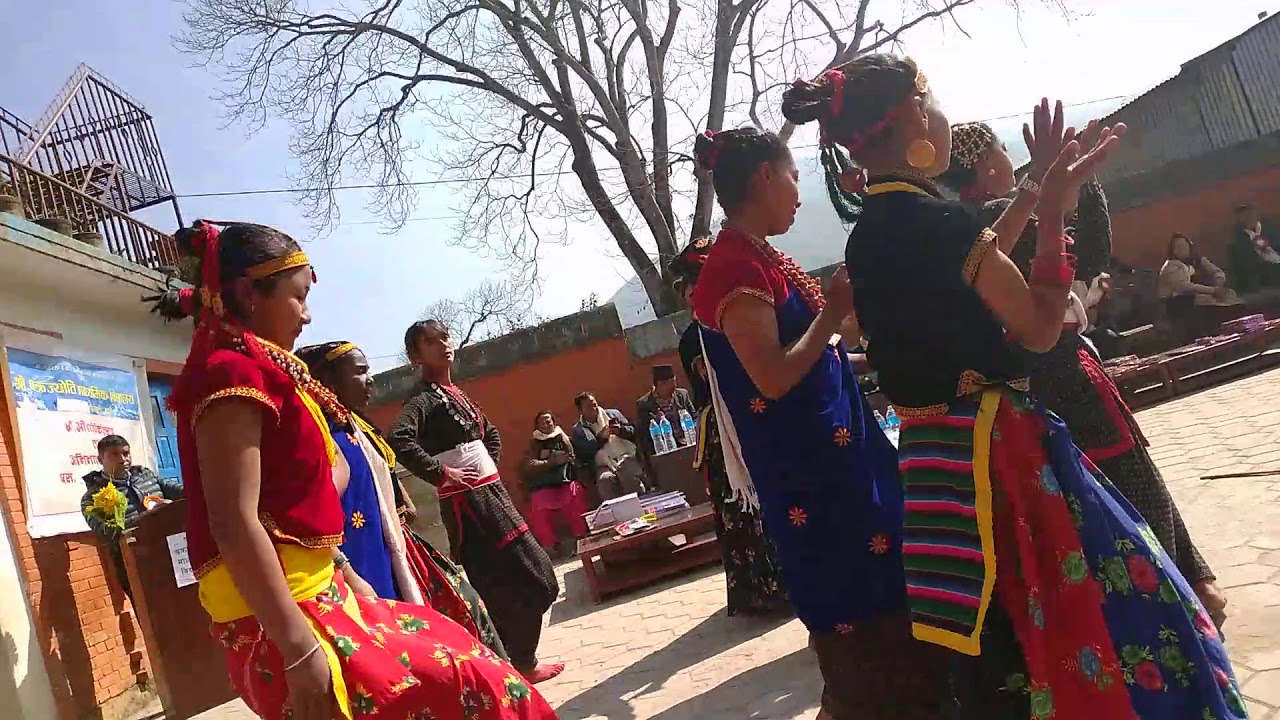 Cultural dance performance at school - YouTube