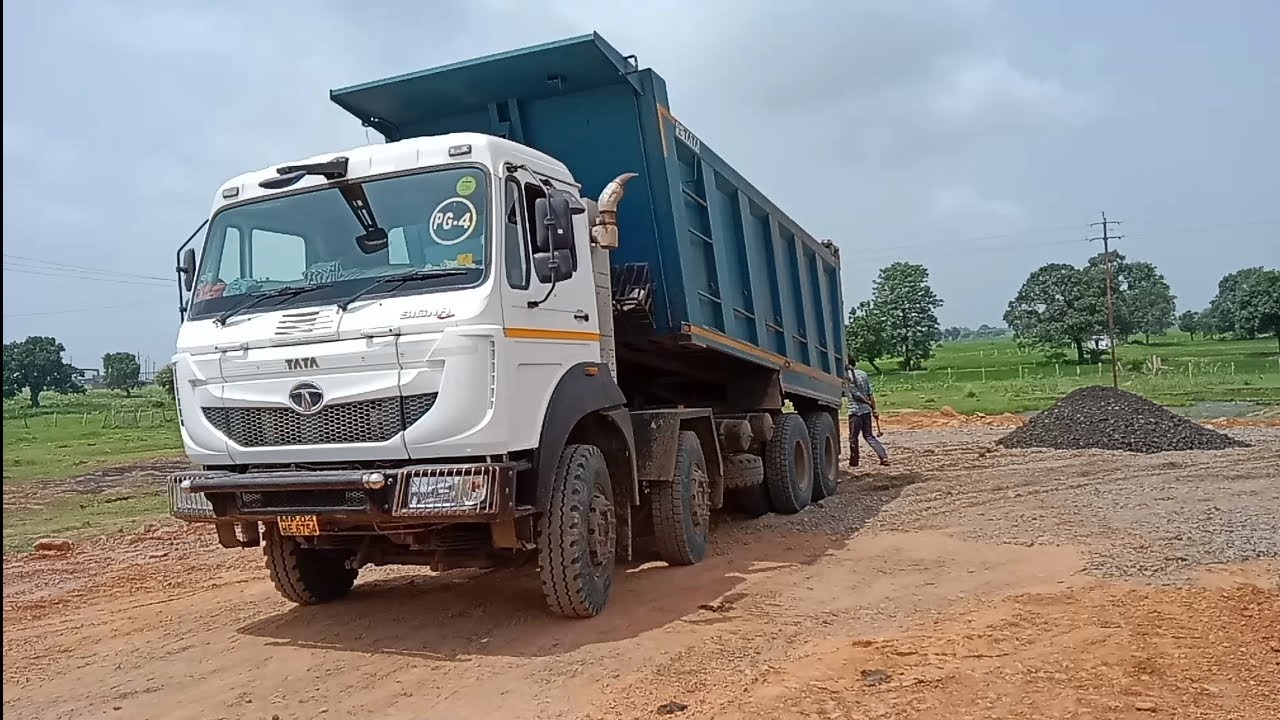 tata hywa 12 tiyer on in rod line !#rajdeeppal (TATA)dumper - YouTube