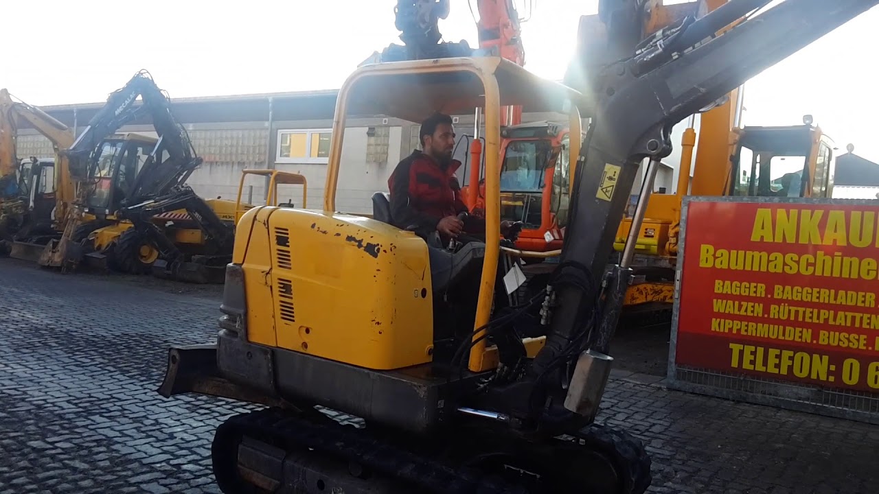 Volvo EC 25 Minibagger / Excuvator - YouTube