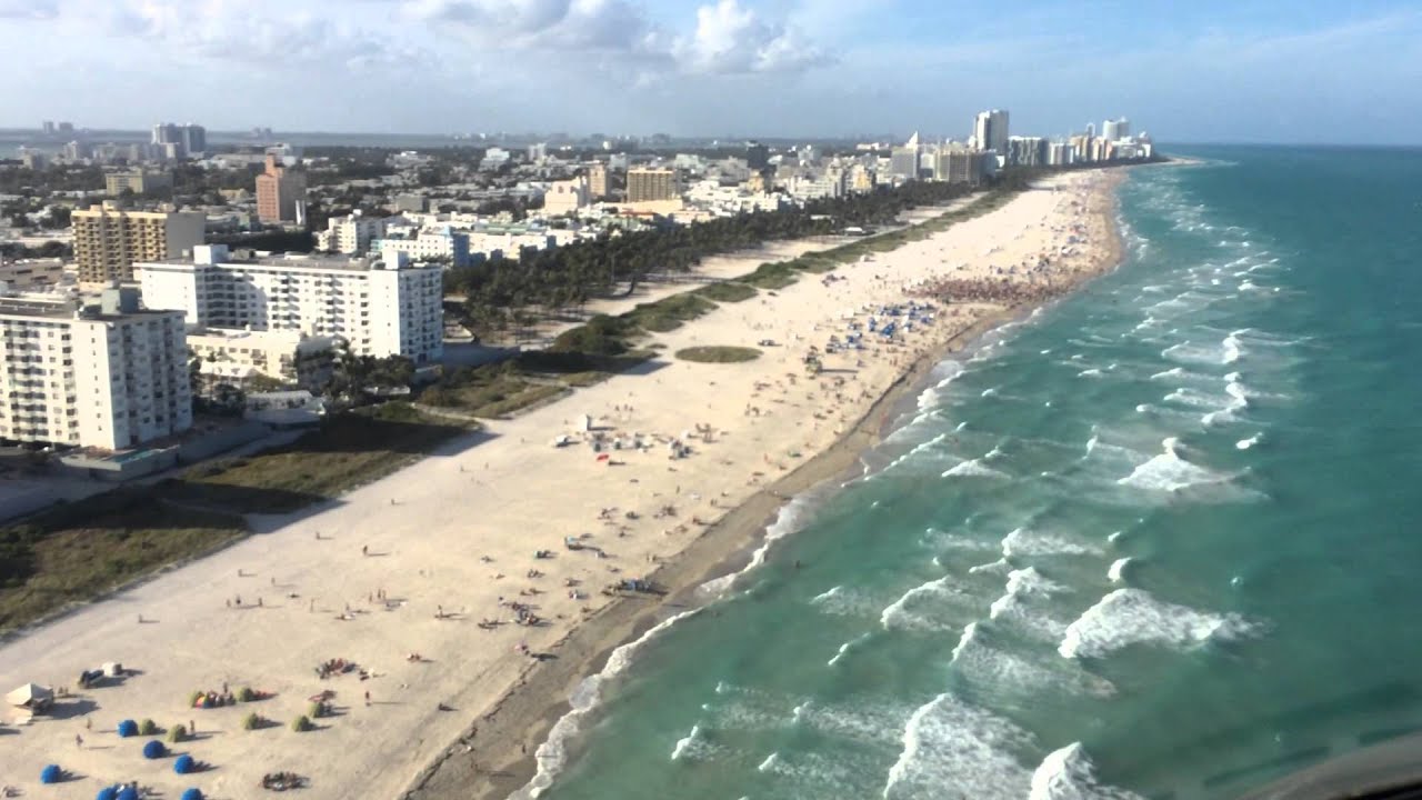 Bell 430 Miami Beach fly-by - YouTube