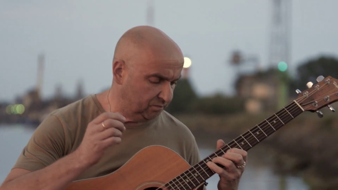 Crying guitar by Ingus Šplīts - YouTube