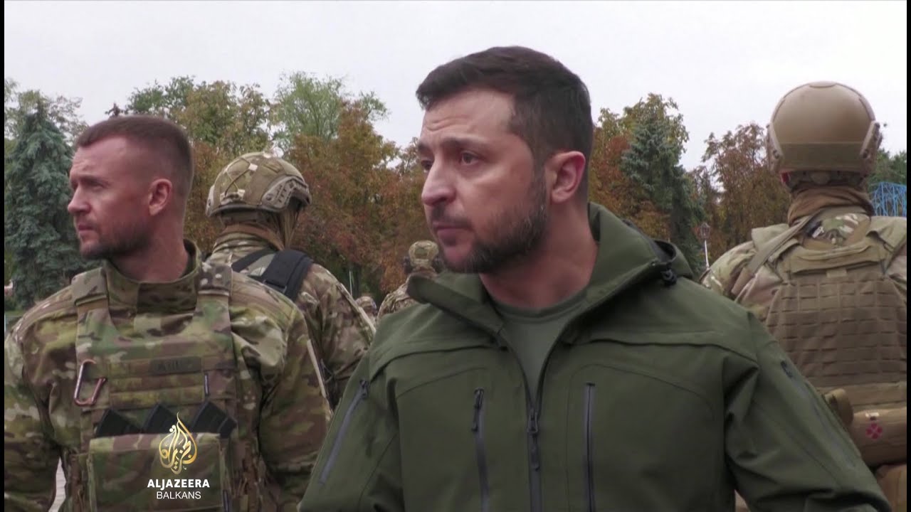 Zelenski posjetio Izjum, poručio da ukrajinska vojska neće stati - YouTube