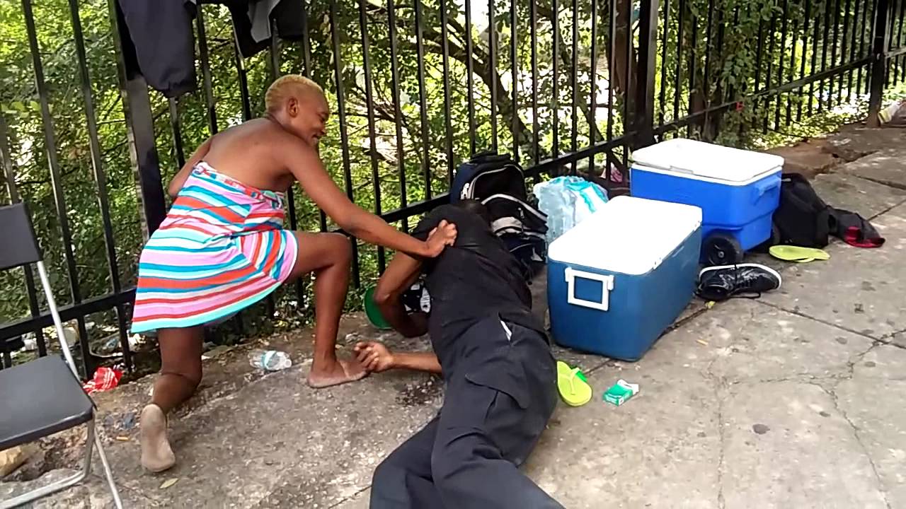 Crackheads gone wild in atlanta - YouTube