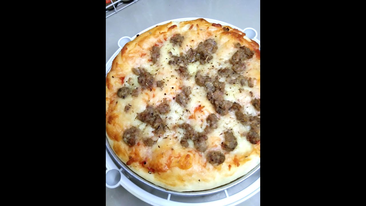Absolute Best Homemade Soft Pizza Dough Recipe #bakedgoodiesyouwilllove ...