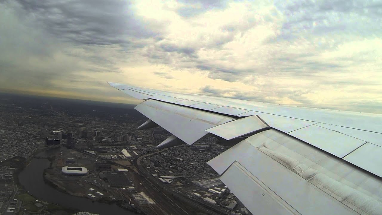 Lufthansa EWR - FRA LH403 - YouTube