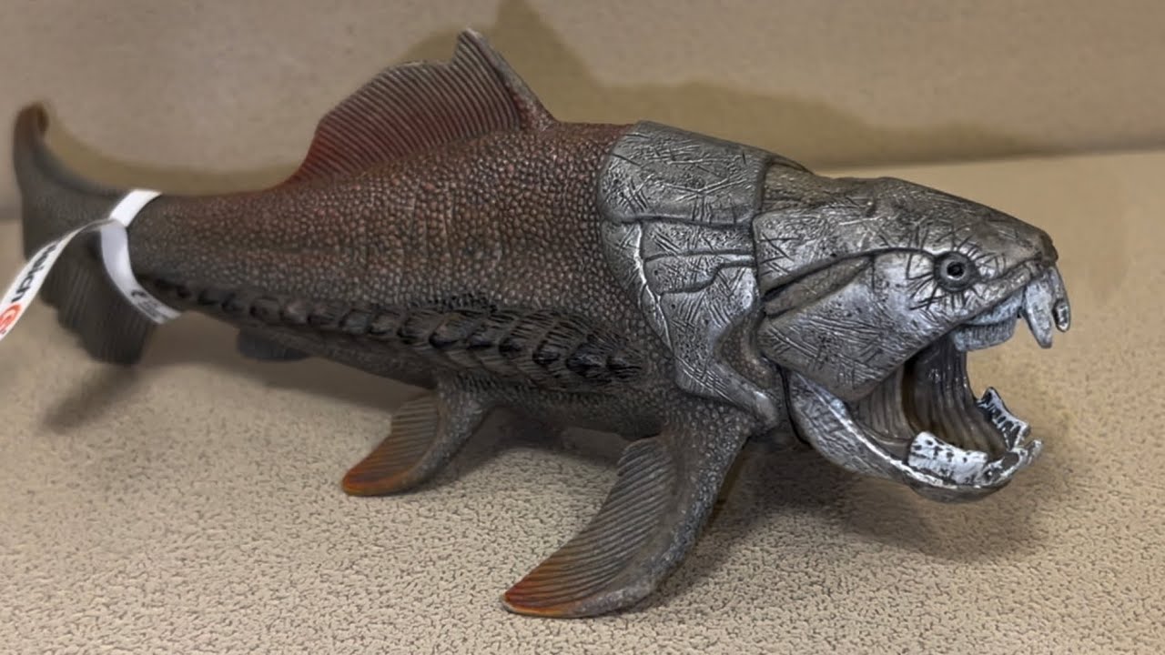 Dunkleosteus Dinosaur Action Figure - YouTube