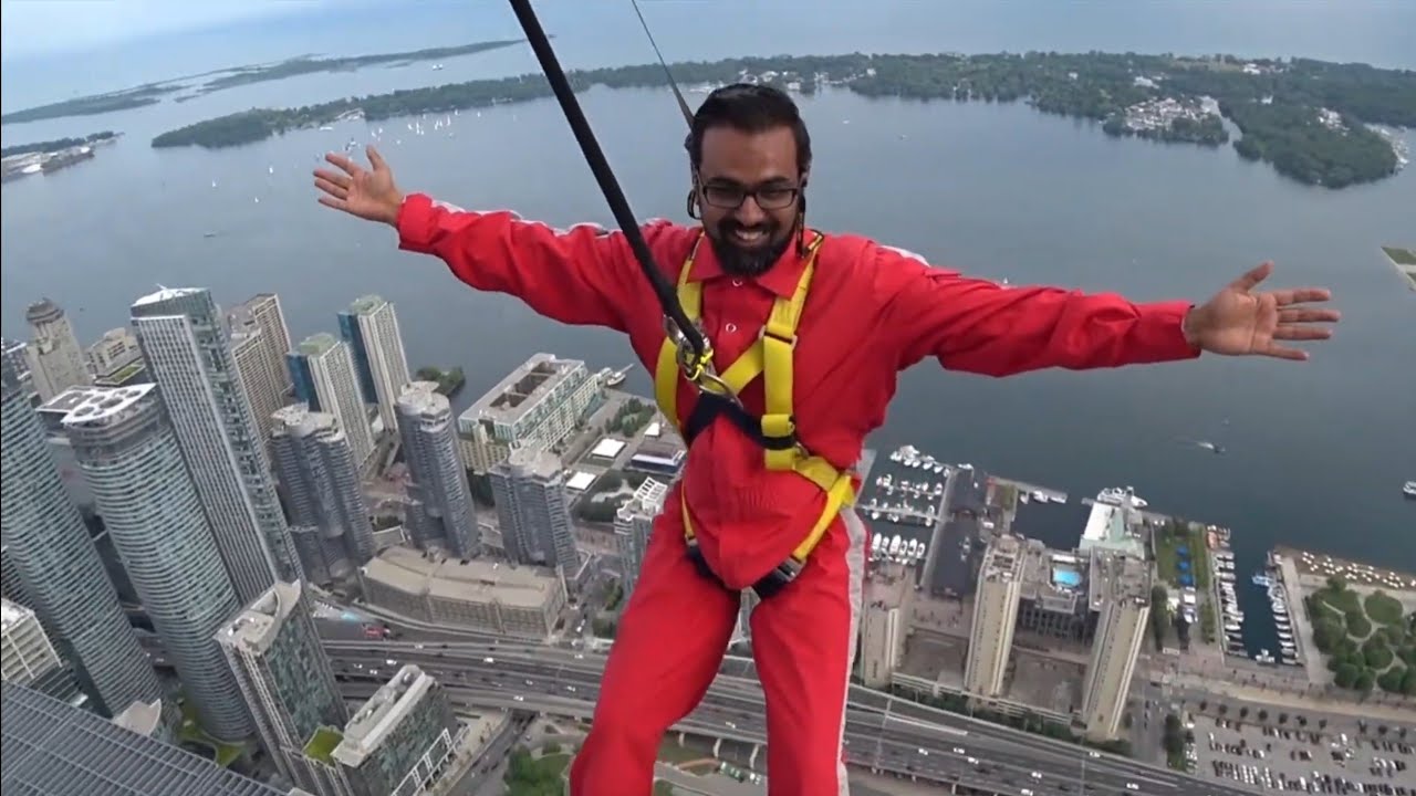1168 feet high EdgeWalk at CN Towers Toronto Canada - YouTube