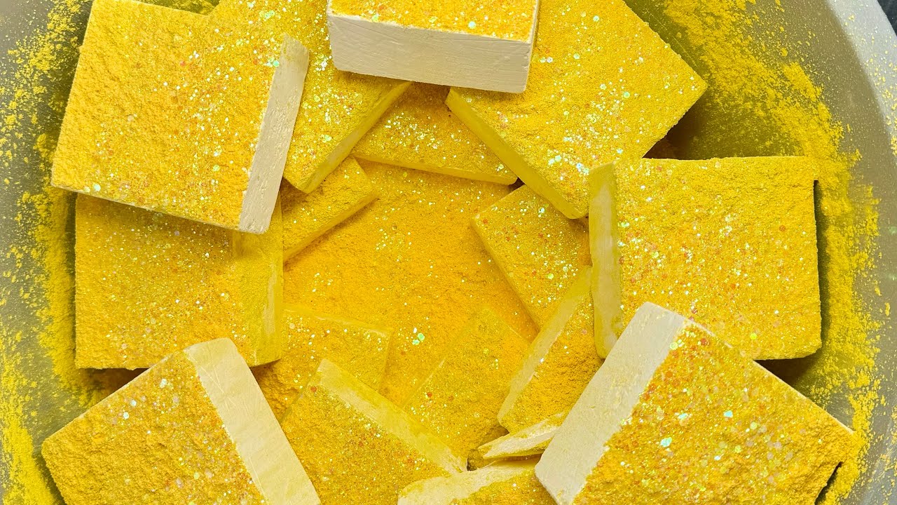 FLUFFY G1 under Yellow Powder and glitters + making of Pasted Boulders ...