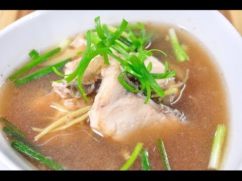 Thai Food - Sweet and Sour Fish Soup (Tom Som Pla Kra Pong) - YouTube