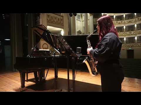 TANGO opus 165 No 2 by ISAAC ALBENIZ - YouTube