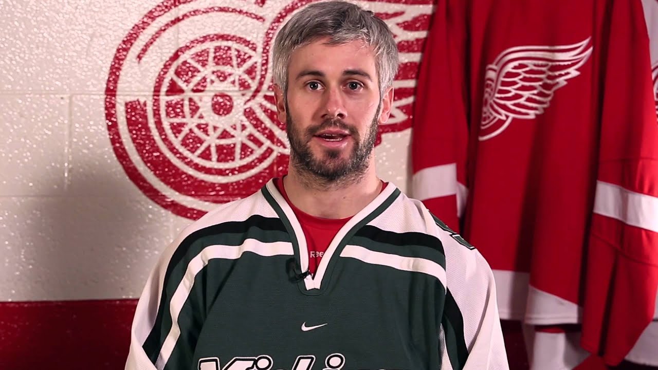 BIG10 Men's Hockey Tournament - Drew Miller - YouTube