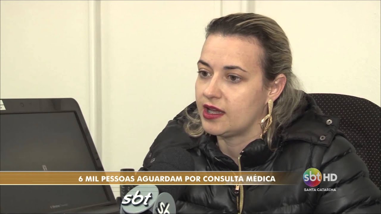 6 mil pessoas aguardam por consulta médica - Camila Constantini/Alex ...