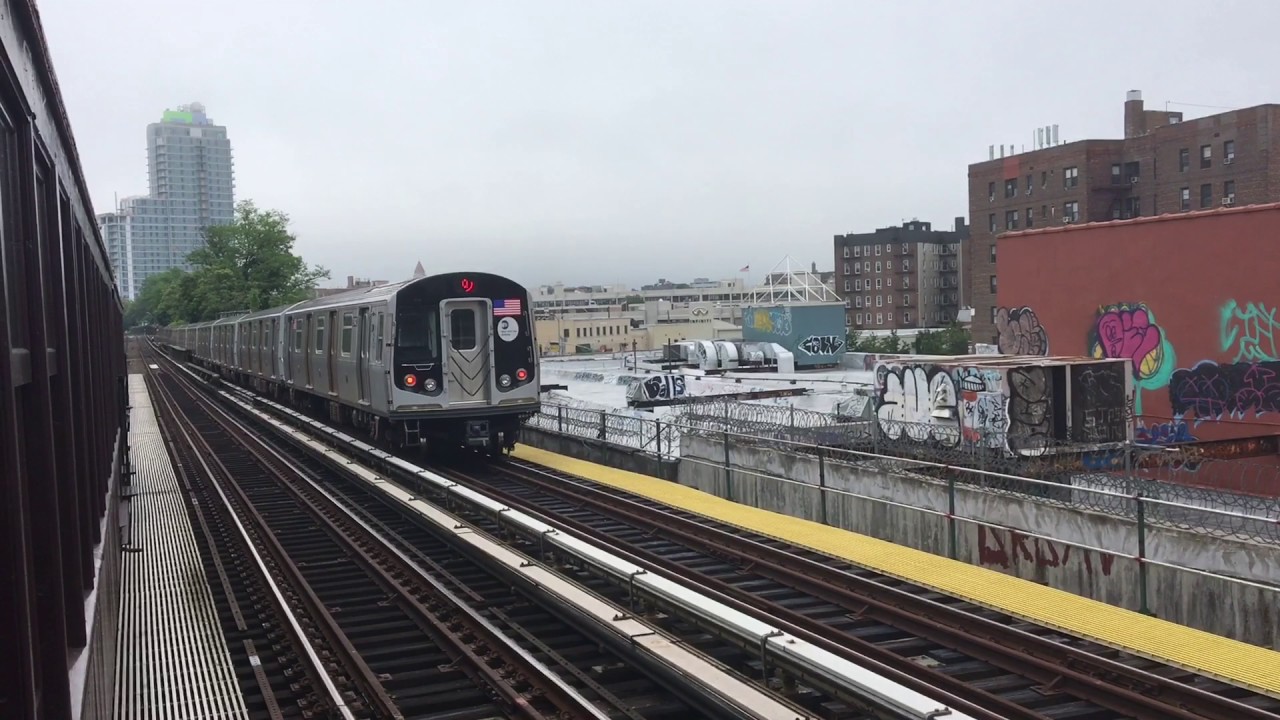 [MTA]: R160 Horn Salutes - YouTube