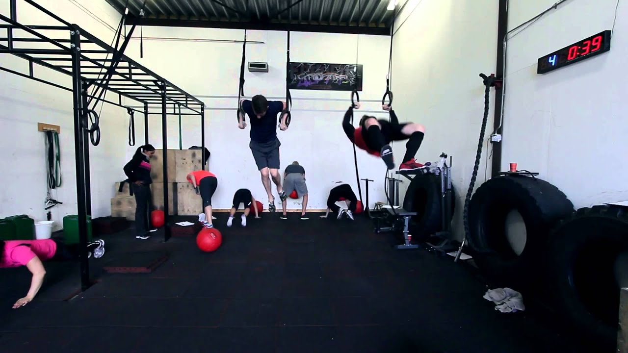 EMOTM 5min AMRAP Ring Muscle Ups & Burpee Wall Balls - YouTube