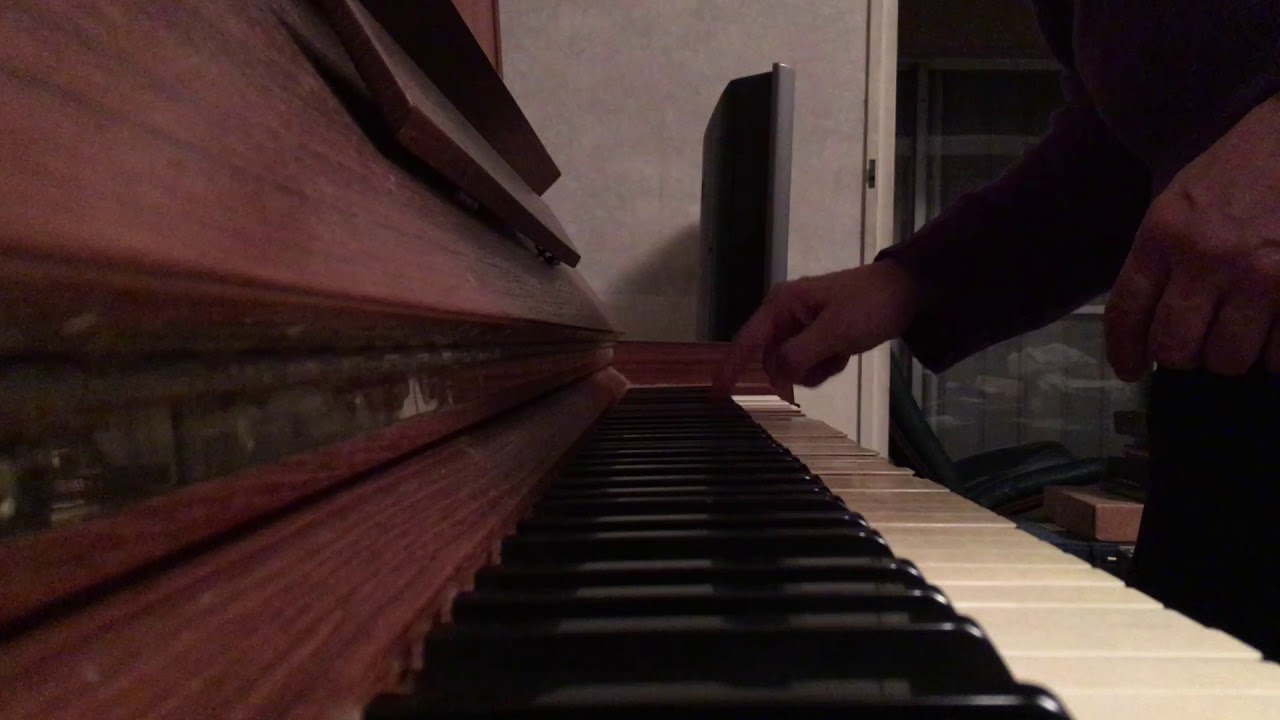 YAMAHA U7 - YouTube