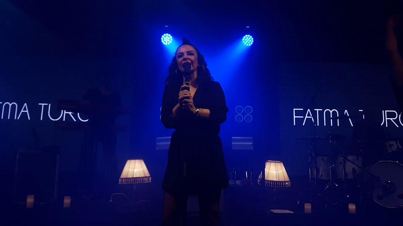 Fatma Turgut - Dağları Deldim - YouTube