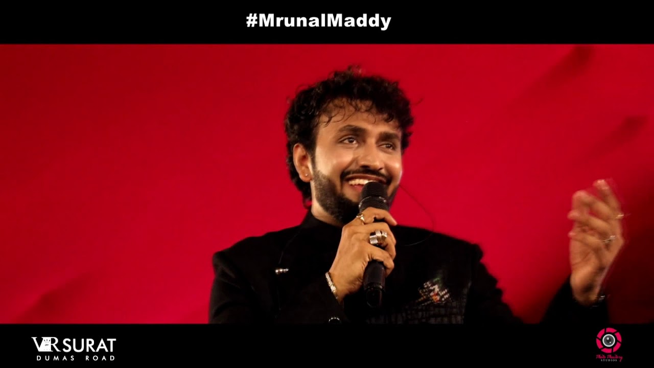 Navratri 2019 | Day 1 | Mrunal Maddy | Glam Garba | VR Surat - YouTube