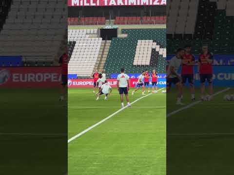 İspanya Milli Takımı Türkiye maçı hazırlıklarını sürdürüyor. #millitakım