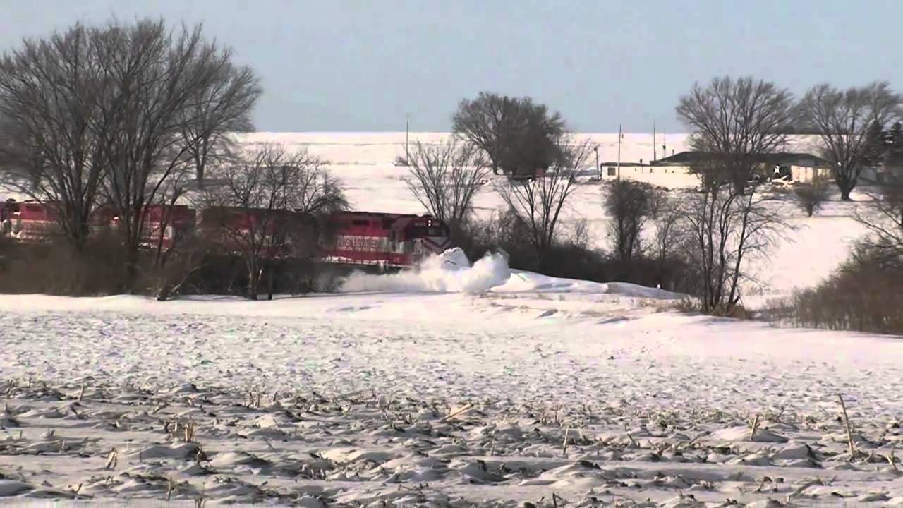 WSOR T004 bucks snowdrifts at Avalon, WI February 2, 2011 - YouTube