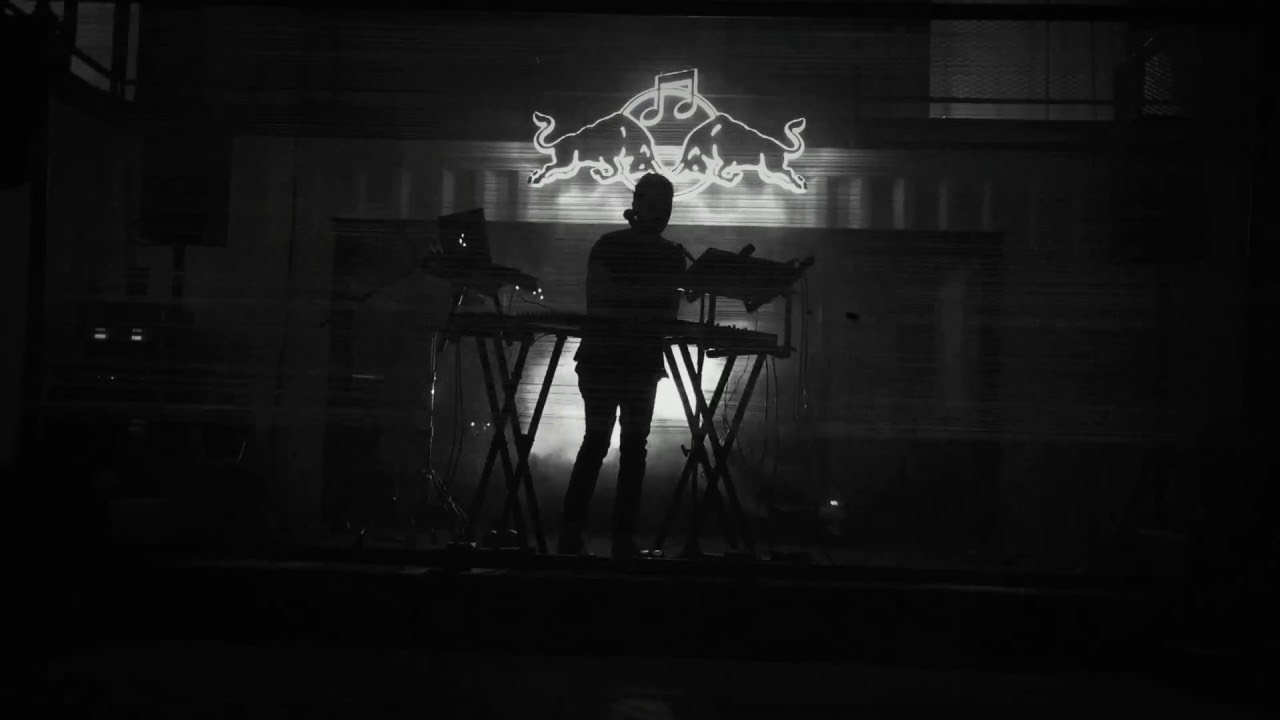 Zahed Sultan live at RBMA Bass Camp Dubai 2016 - YouTube