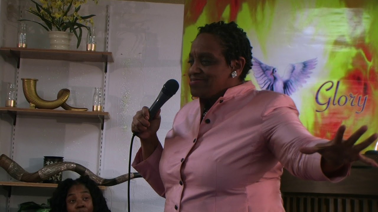 ABOUT TOWN MEDIA BROADCASTING STATION PASTOR SELENA BYRD BISHOP SAMUEL ...