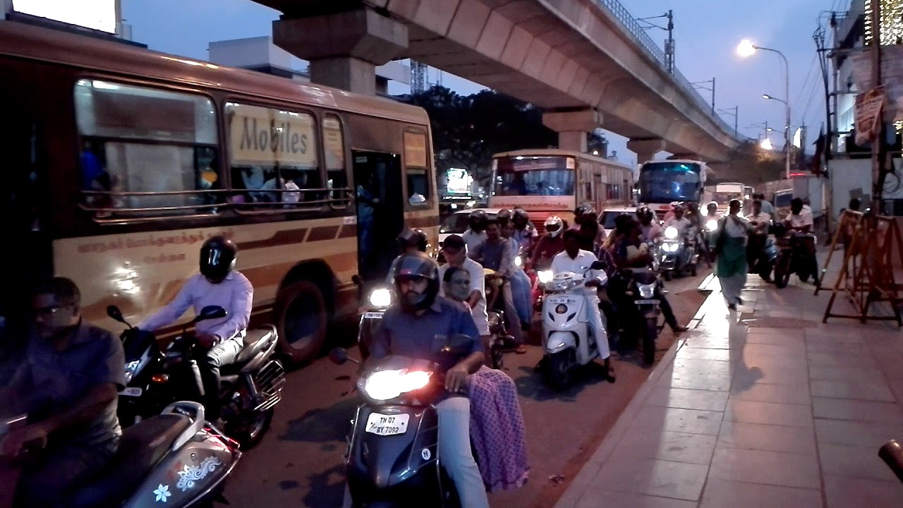 Rush hour - Near Kasi Theater, Chennai India - YouTube
