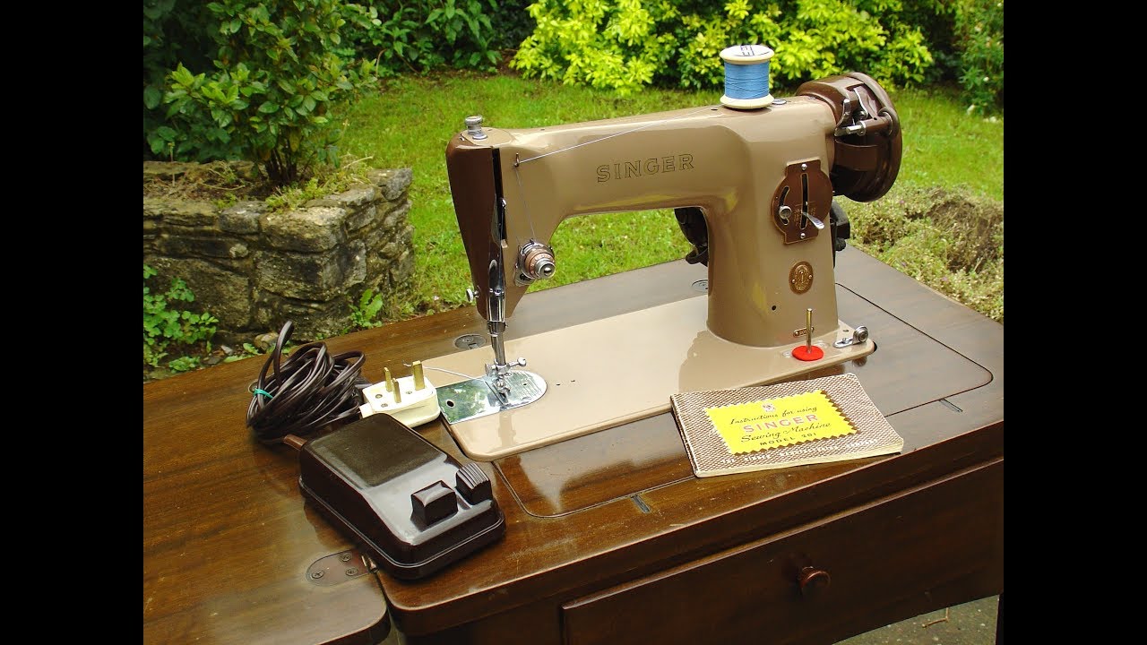 Singer 201K sewing machine - beige - YouTube