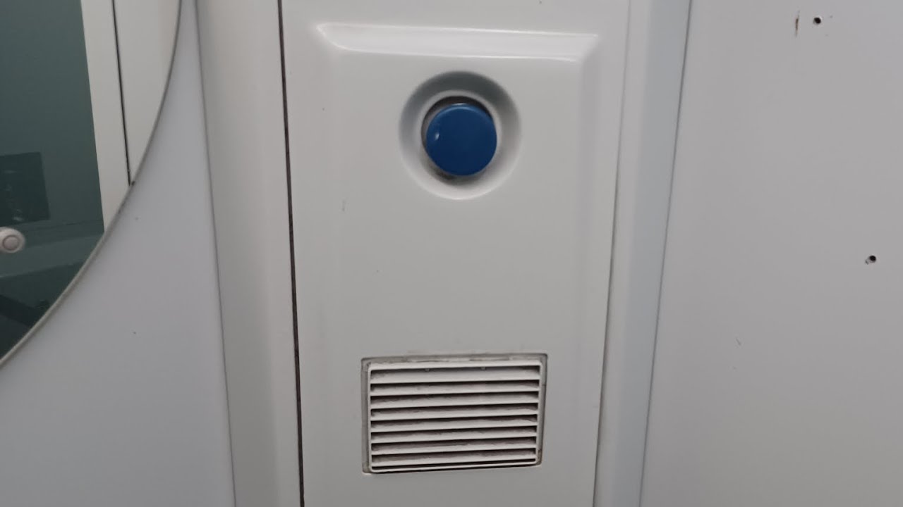 Unknown hand dryer, Great Western Railway Train 🚻 (Class 166) - YouTube