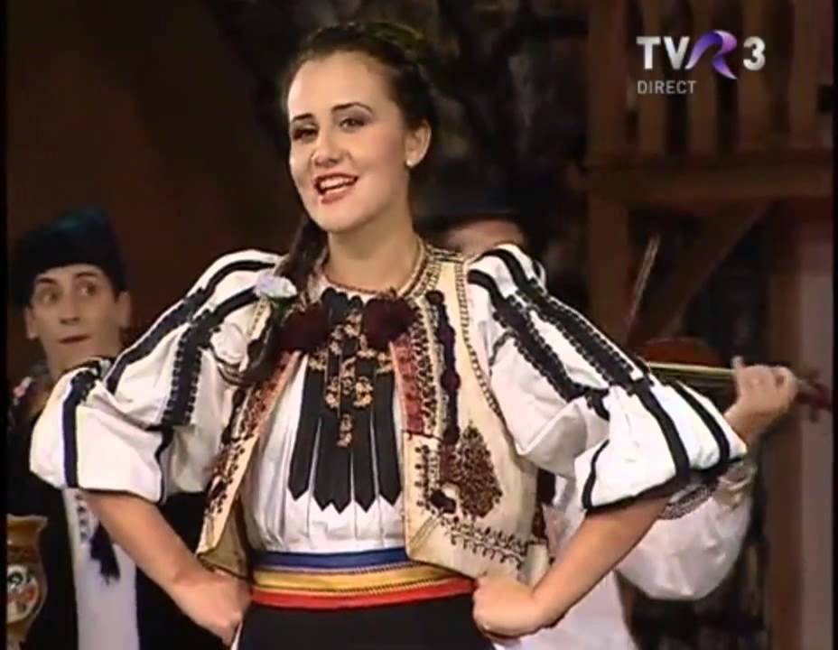 Codruta Rodean La crasma din varf de deal - YouTube