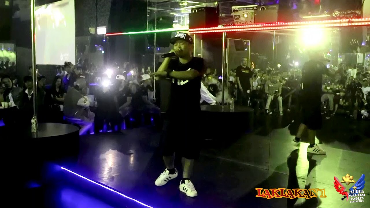 Mhot Performance in Taiwan - YouTube