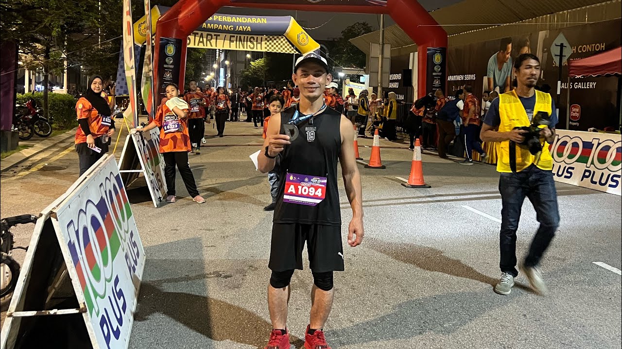 Geopark Ampang jaya night run 2024 - YouTube