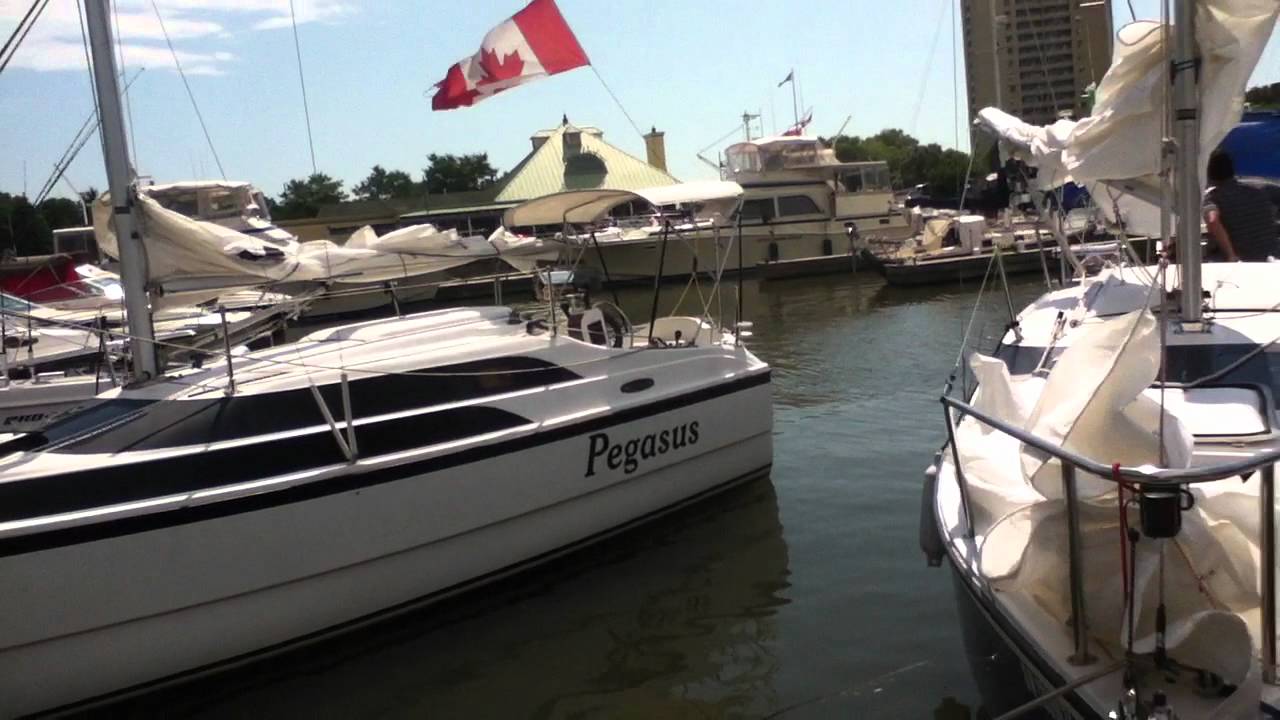 Hanging out at the docks - YouTube