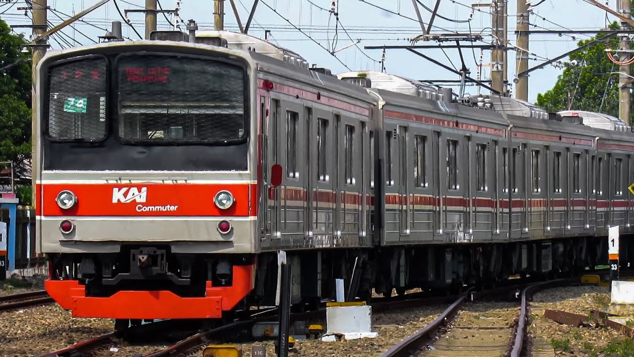 Video Krl masuk dipo Krl!!! JR 205, TM 6000, JR 203, di tengah #ppkm ...