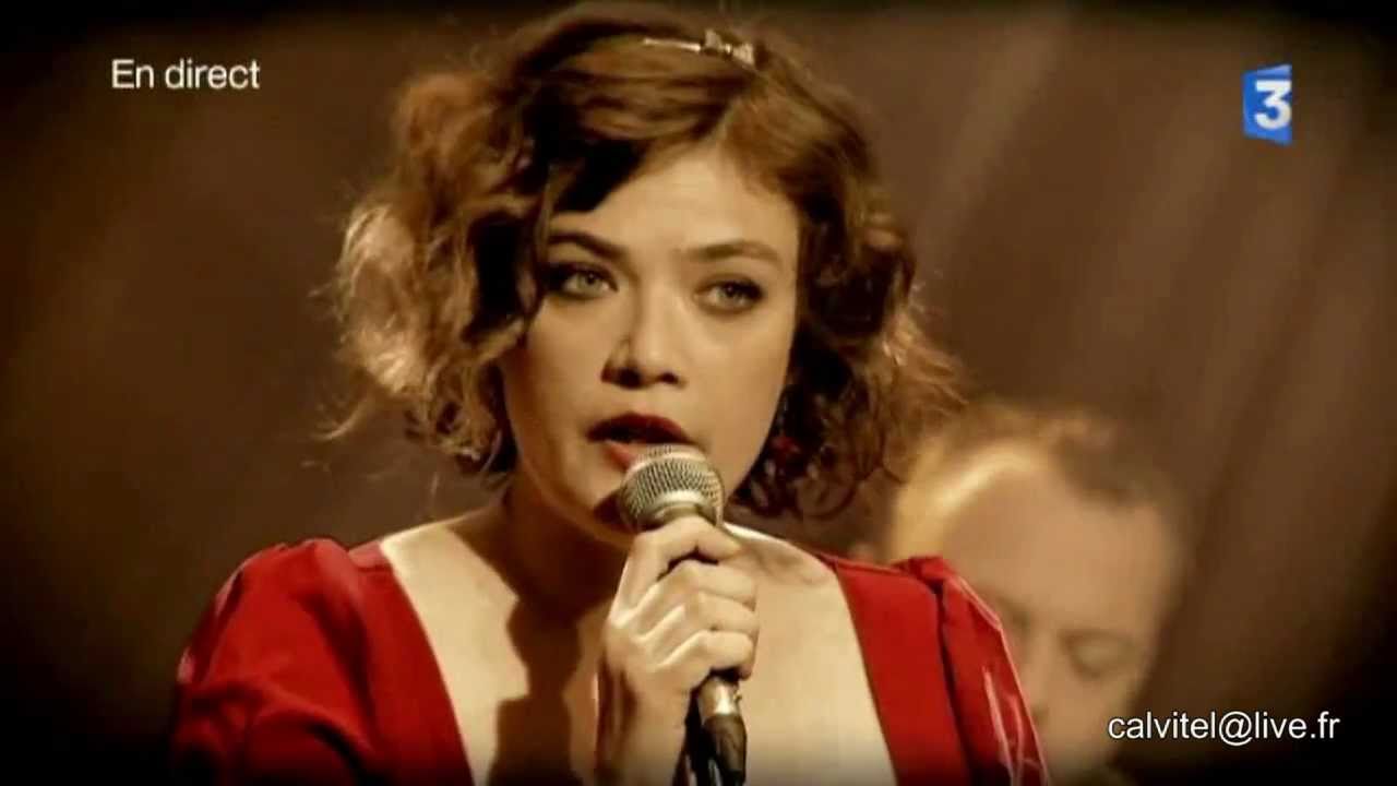 Moriarty - live - (Isabella) - YouTube