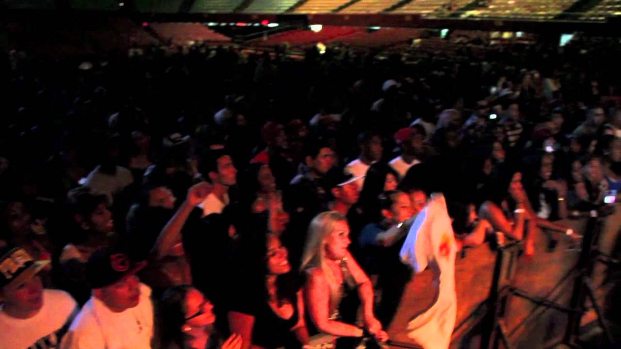 rico b live in concert - YouTube