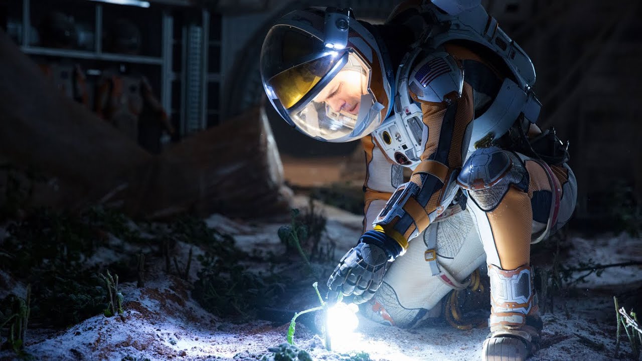 Astronaut Spent 4 Years On Mars All Alone Without Any Help - YouTube