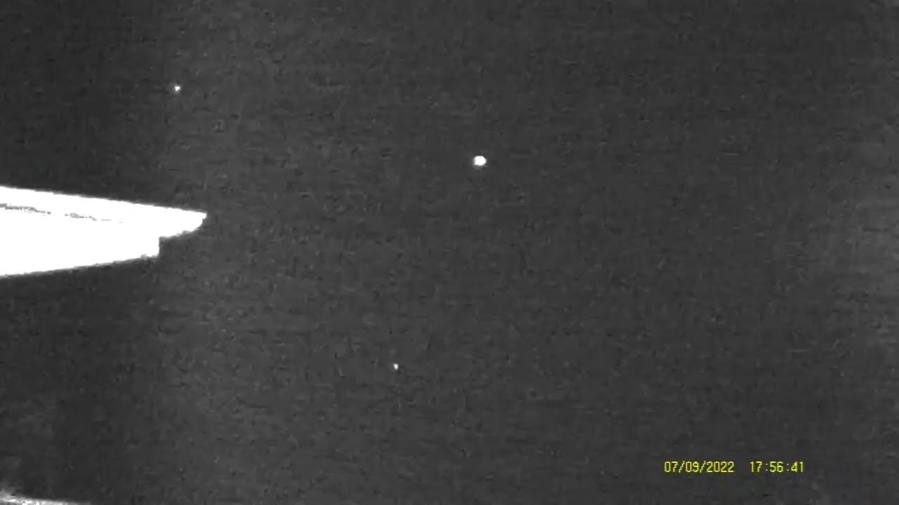 UFO sighting last night compilation (night vision) 4/5.IX.2022 - YouTube