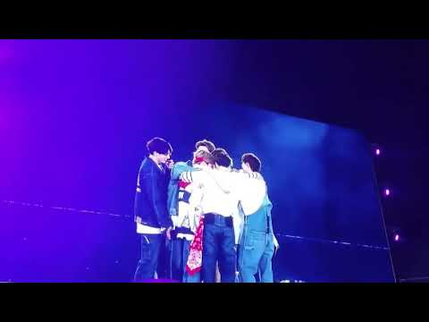 Bts hug moments💜