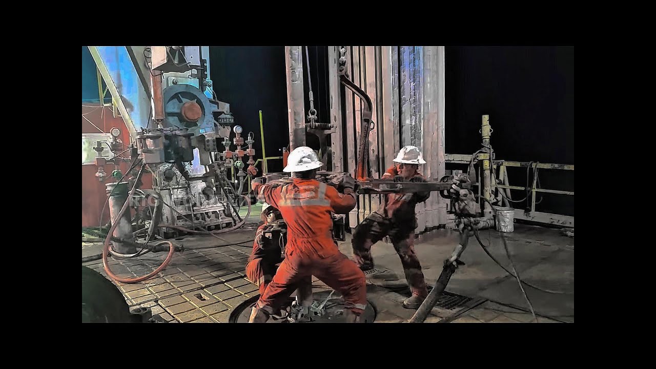 Drilling Operation #rig #floorman #drilling #oil #tripping - YouTube
